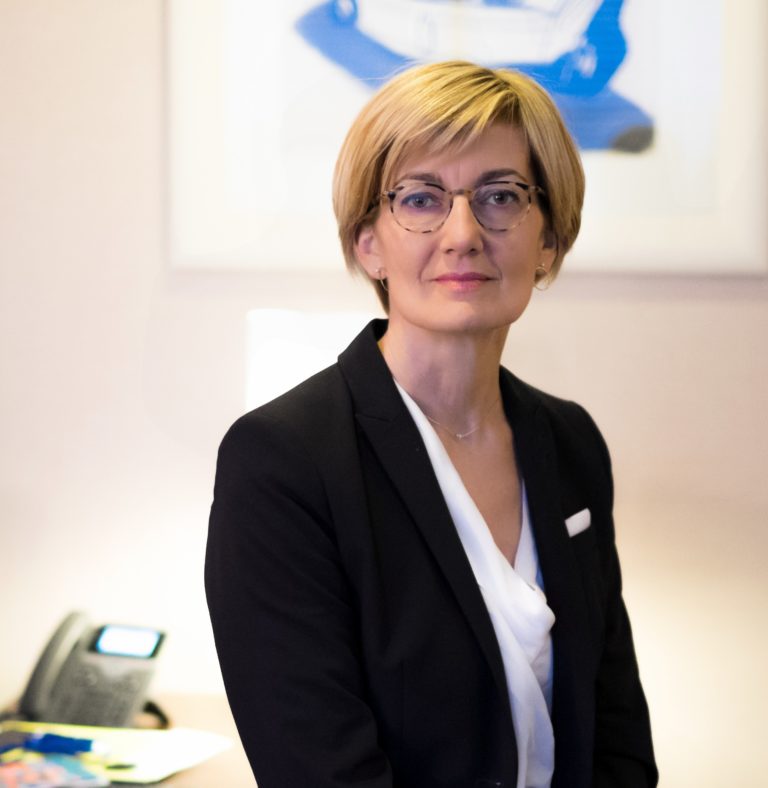 Corinne Vintner – Executive Director of Legal, Human Ressources and ...