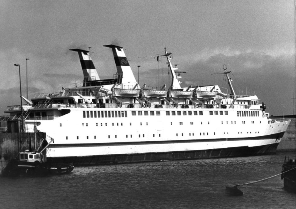 Armorique 1976-1992 – Brittany Ferries