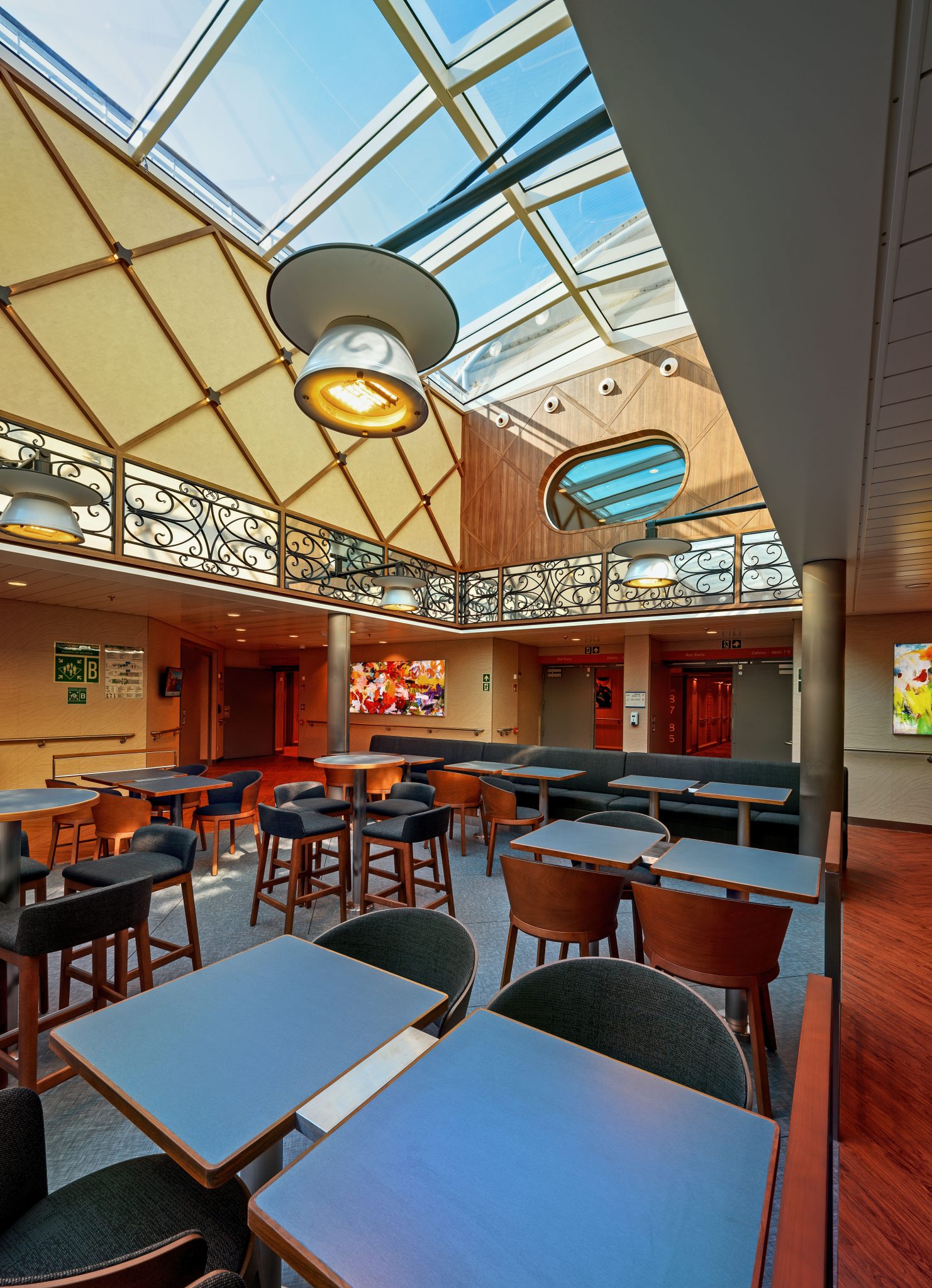 Plaza Mayor Bar 2 – Salamanca – Brittany Ferries